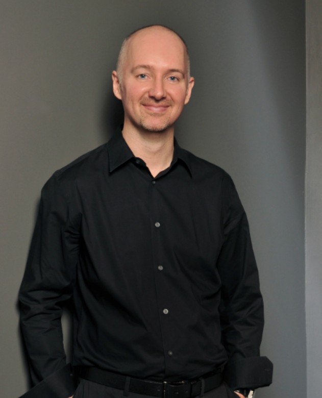 Celebrity Beauty Secrets & How to Sparkle this Holiday with Dave Lackie ...