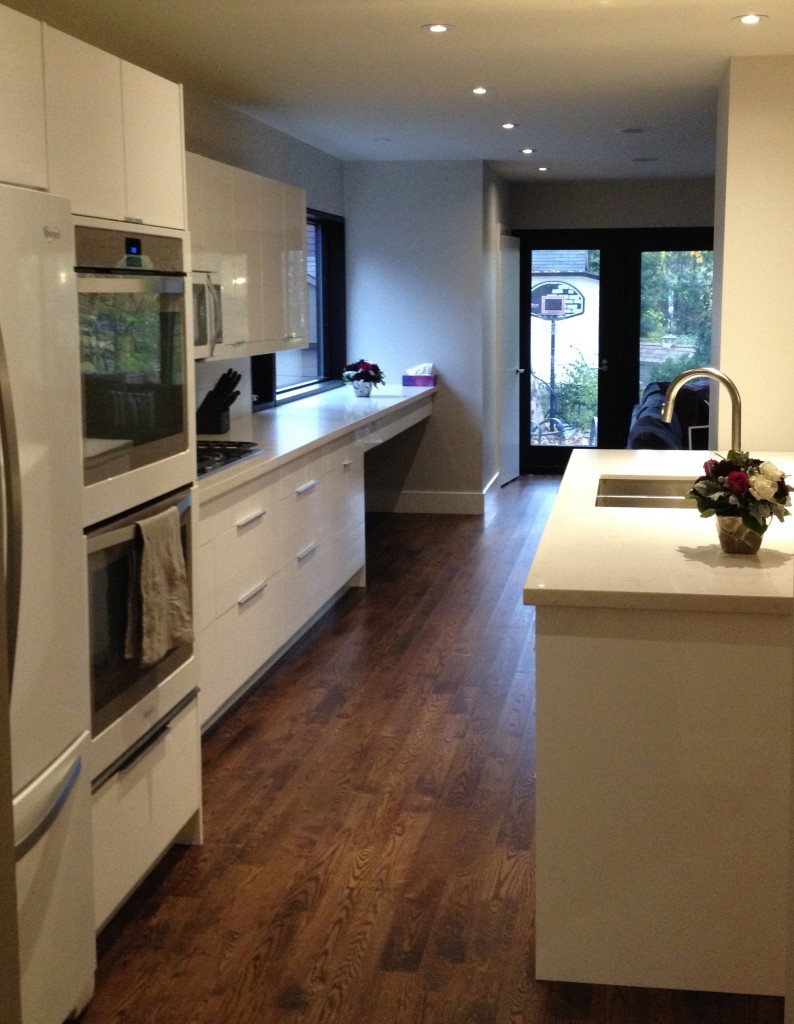 Kitchen Coordination, Like a Boss - UrbanMoms