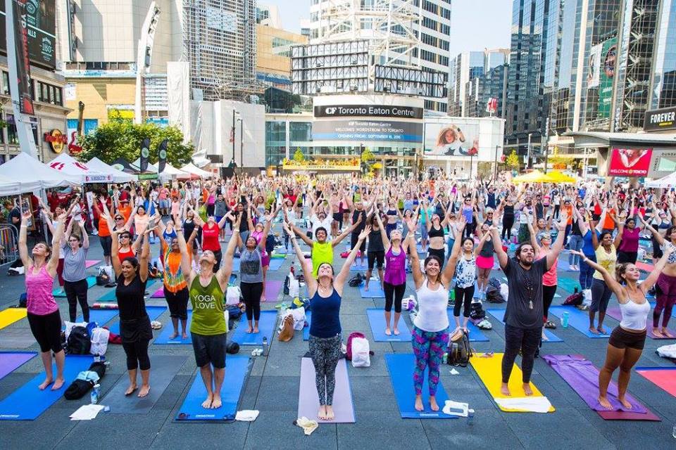 Inspiring Yoga Classes In Toronto That Take Place Outside The Studio ...